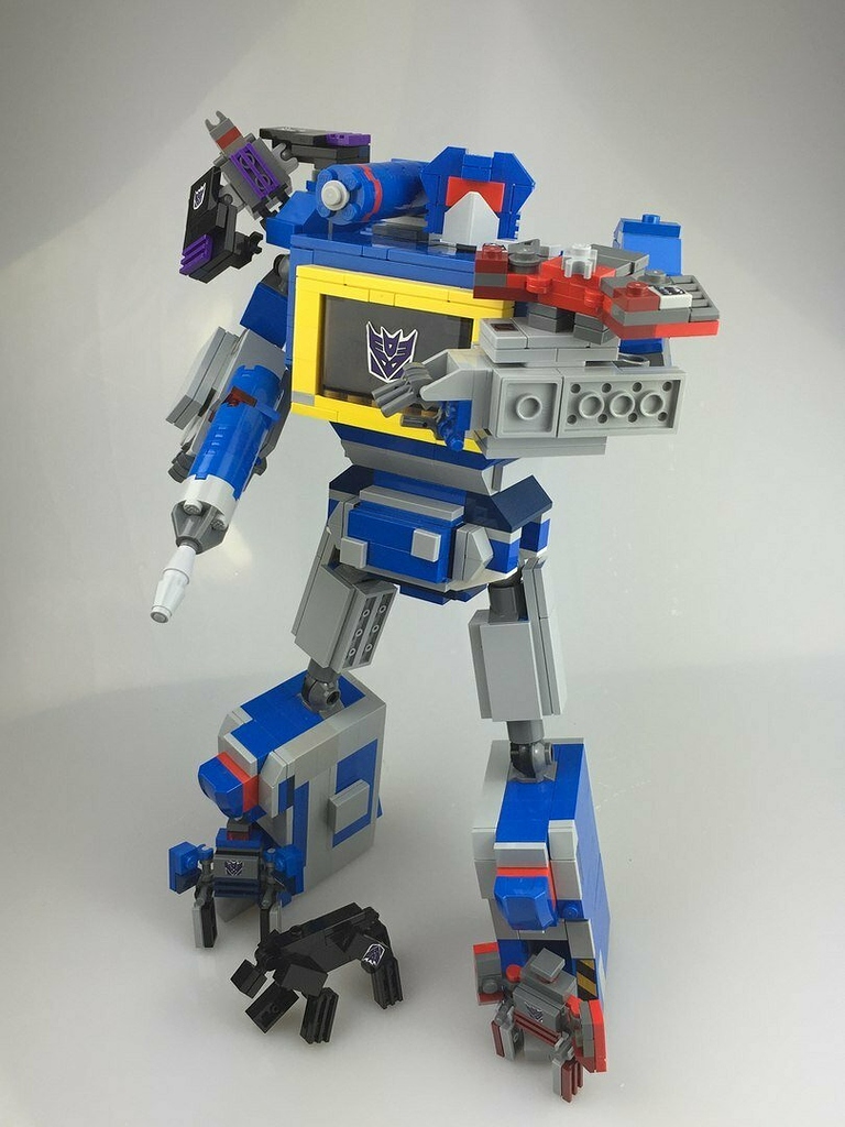 Transformers - G1 Soundwave - Lego Creations - The TTV Message Boards
