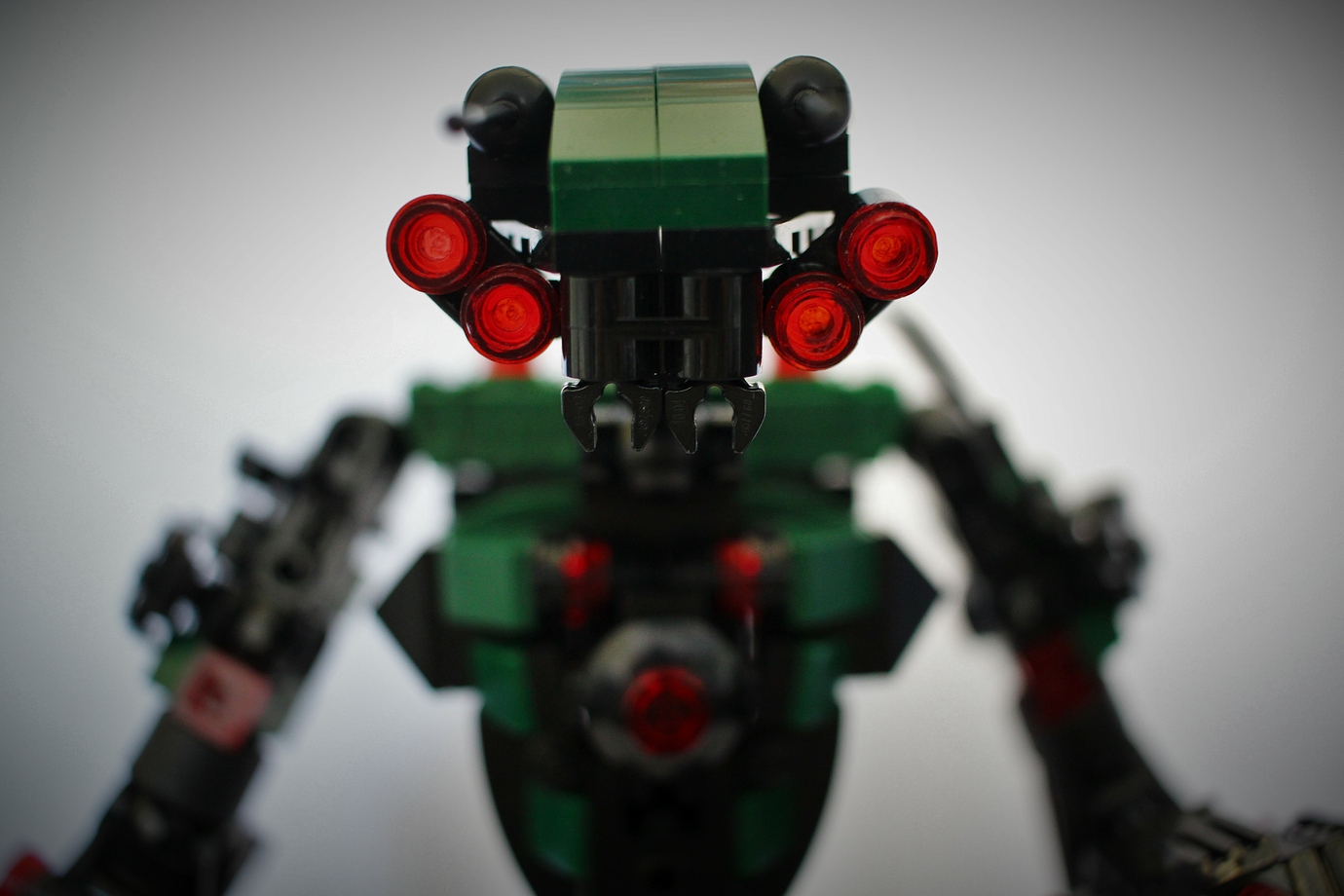 Bionicle MOC - Mantis: Plague Mech Alpha (V2) - Lego Creations - The ...