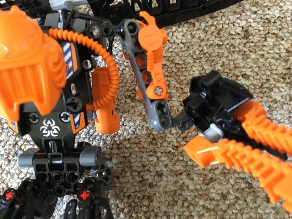 REVIEW: Lego Hero Factory 7162 Rotor - Community Reviews - The TTV ...