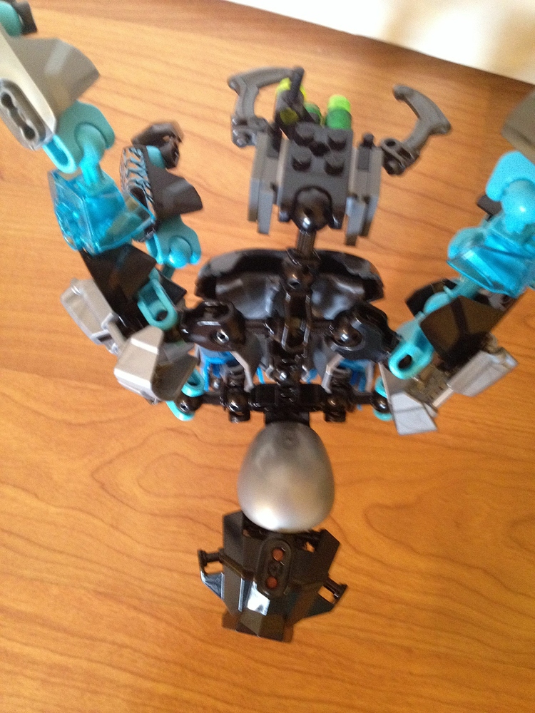 Mantix Intellect of the Dark Hunters - Lego Creations - The TTV Message ...