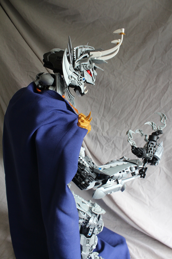 Dionysus, ultimate overlord of the Makuta - Lego Creations - The TTV ...