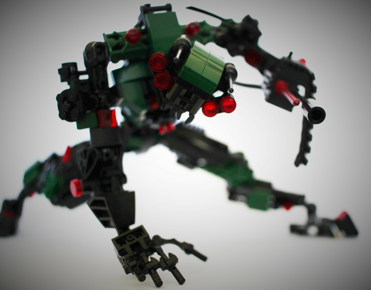 Bionicle MOC - Mantis: Plague Mech Alpha (V2) - Lego Creations - The ...