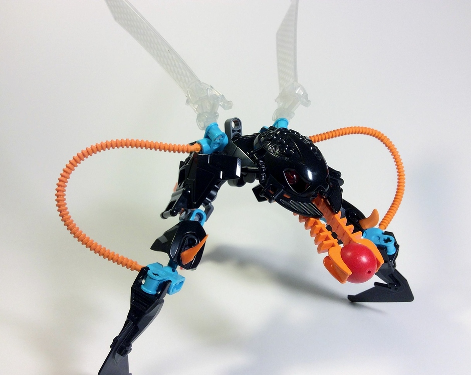 Lego HERO FACTORY 6228: Thornraxx - Community Reviews - The TTV Message ...
