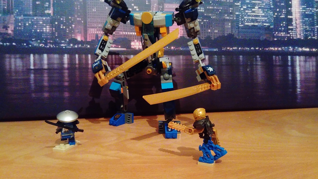 System mocs: Charger mech & BPA mech dafence - Lego Creations - The TTV ...
