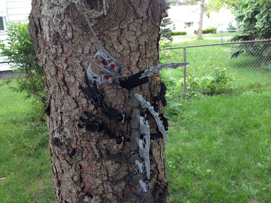 Kiixaar's Spined Centipede MOC - Lego Creations - The TTV Message Boards