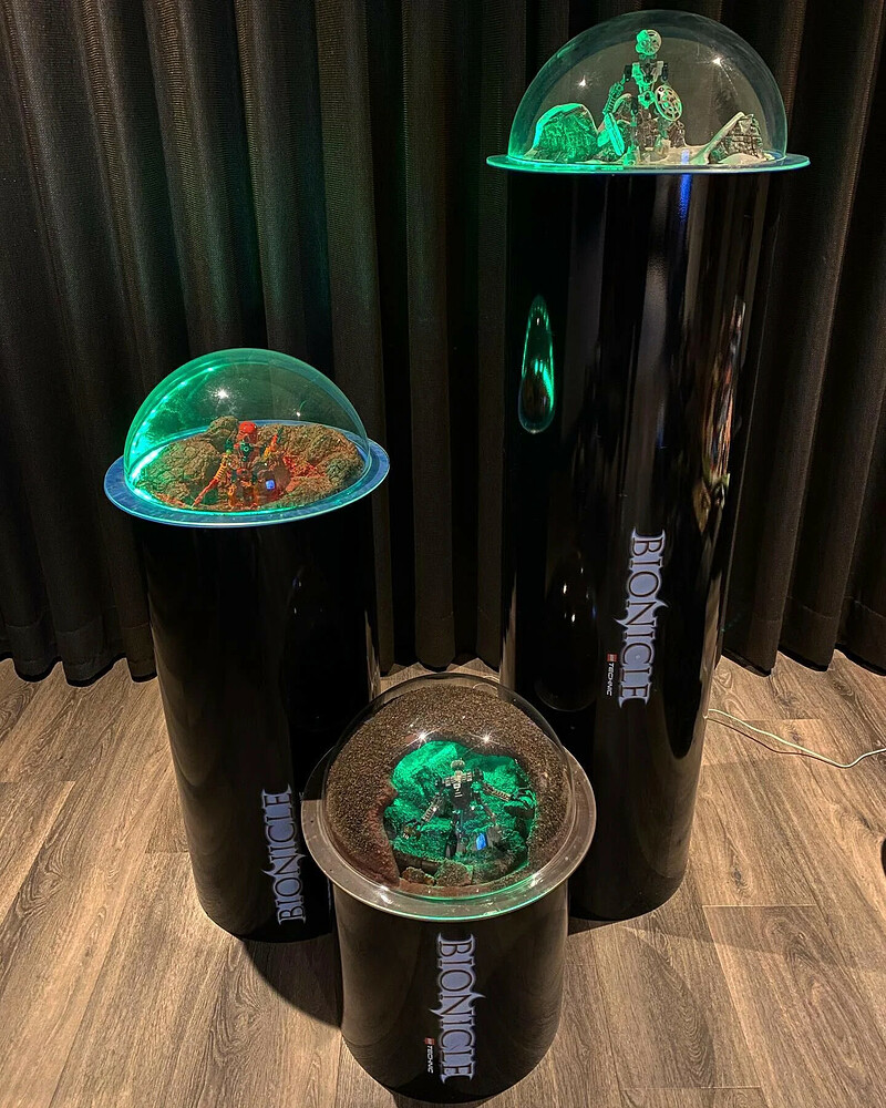 Bionicle store displays - BIONICLE - The TTV Message Boards