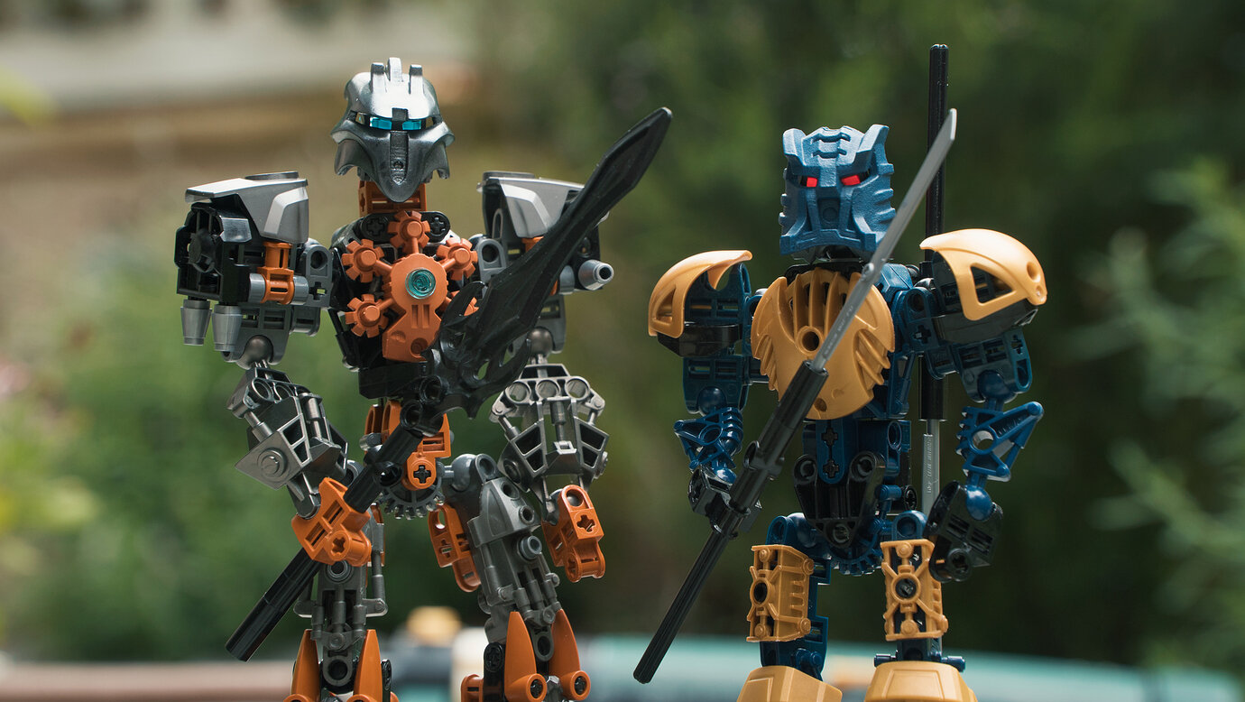 Zaria: Toa of Iron - Lego Creations - The TTV Message Boards