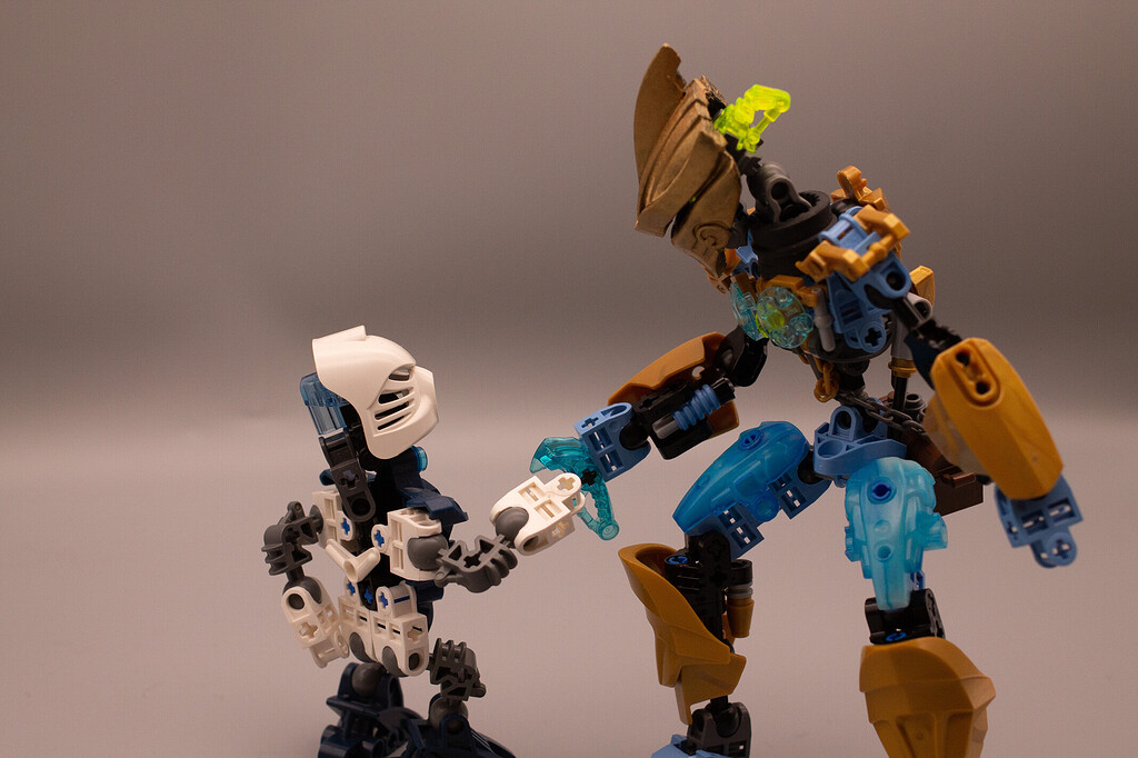 Neura, Uira and Matoran Senit - Lego Creations - The TTV Message Boards