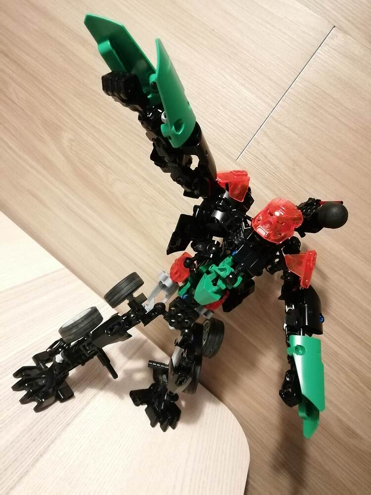 Rellian Vex - Car bioformer (Bionicle transformer) - Lego Creations ...