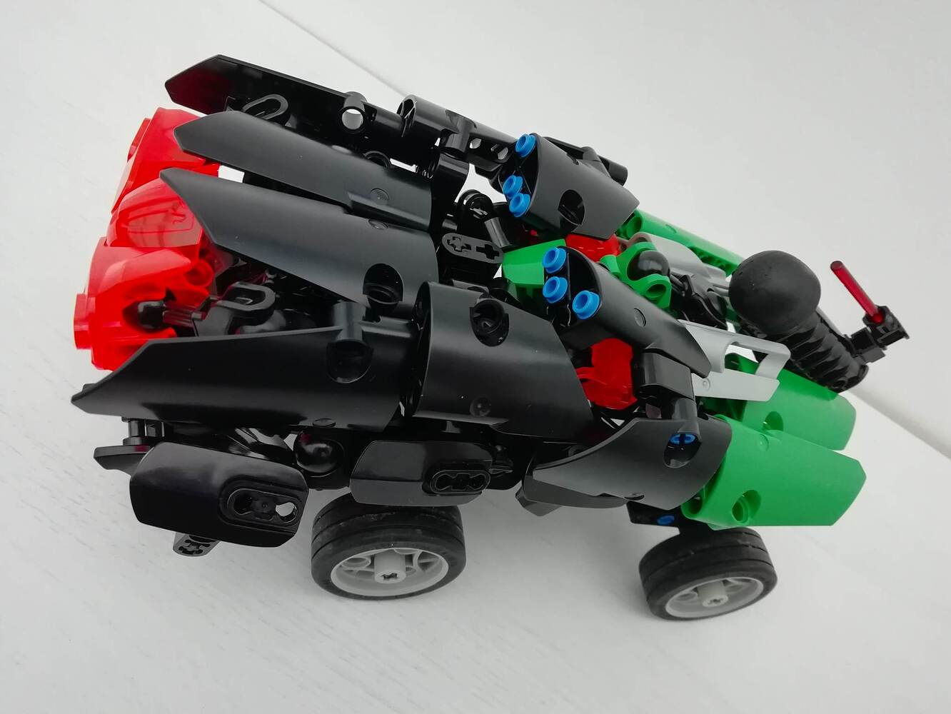 Rellian Vex - Car bioformer (Bionicle transformer) - Lego Creations ...