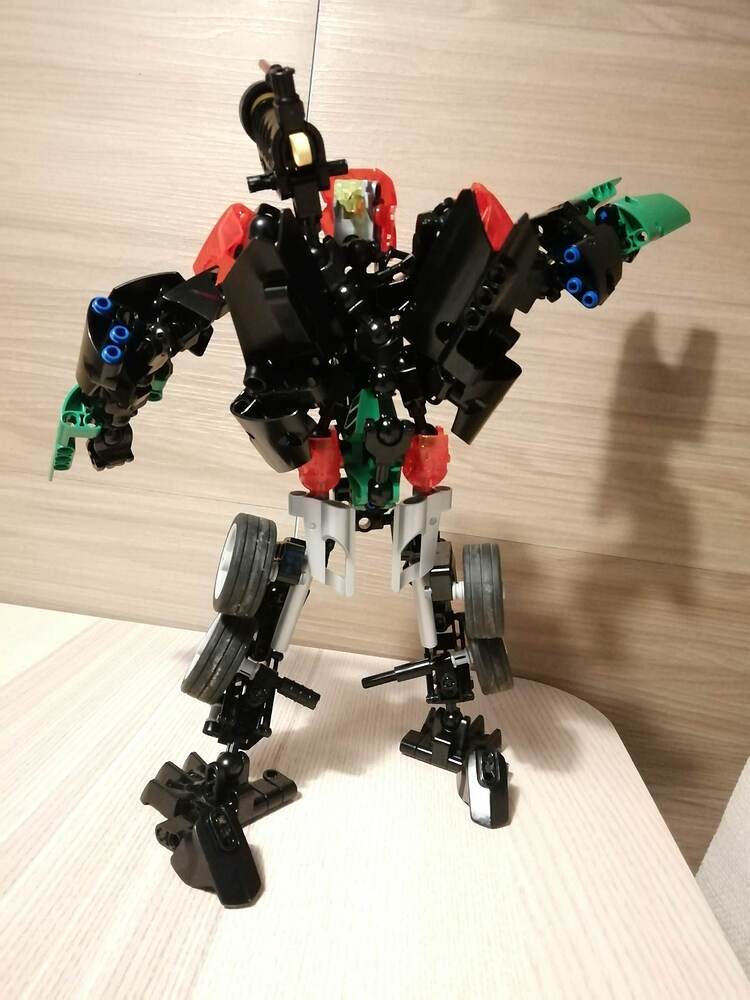 Rellian Vex - Car bioformer (Bionicle transformer) - Lego Creations ...