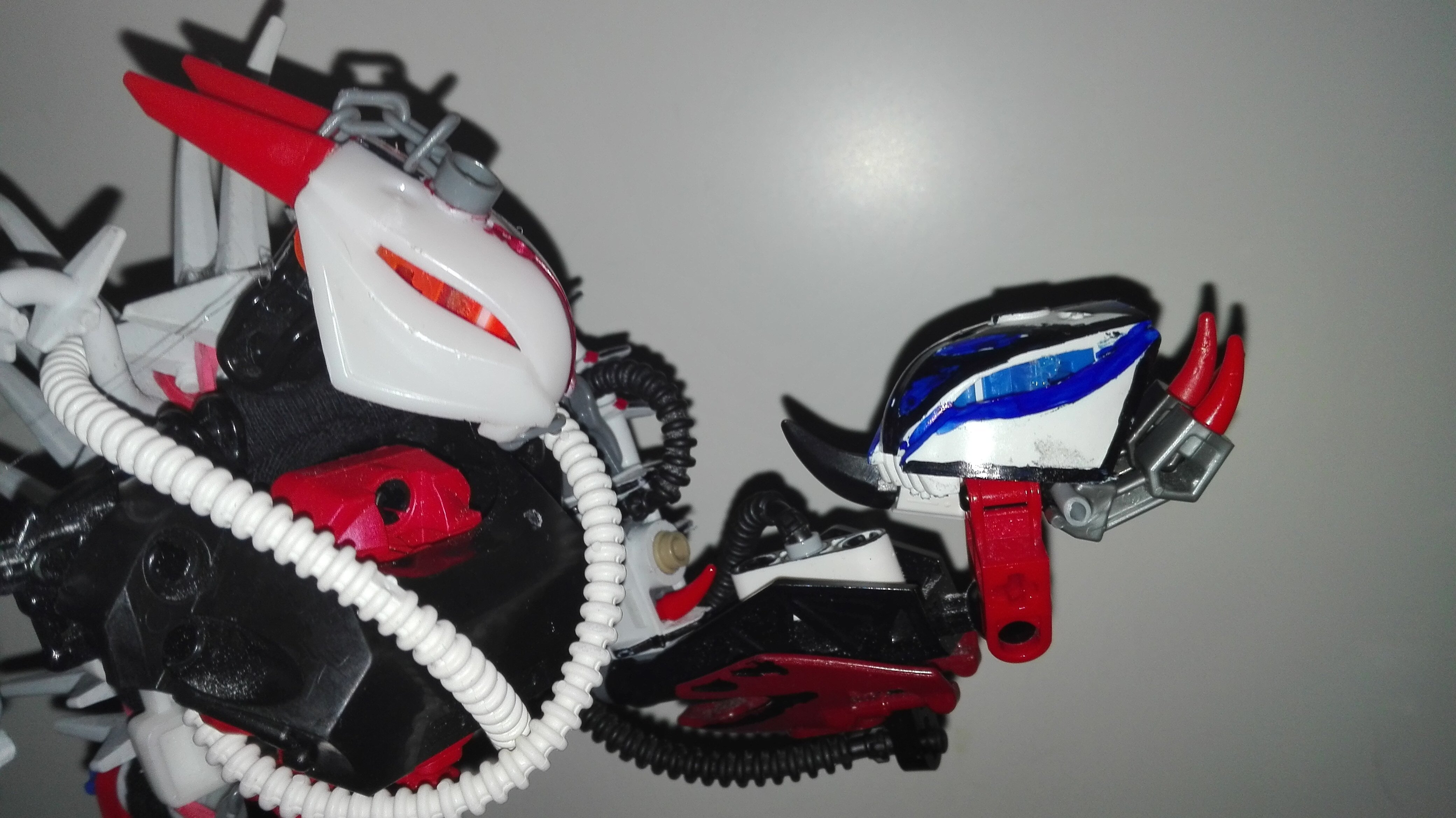 Blight - split personality (Bionicle MOC) - Lego Creations - The TTV ...