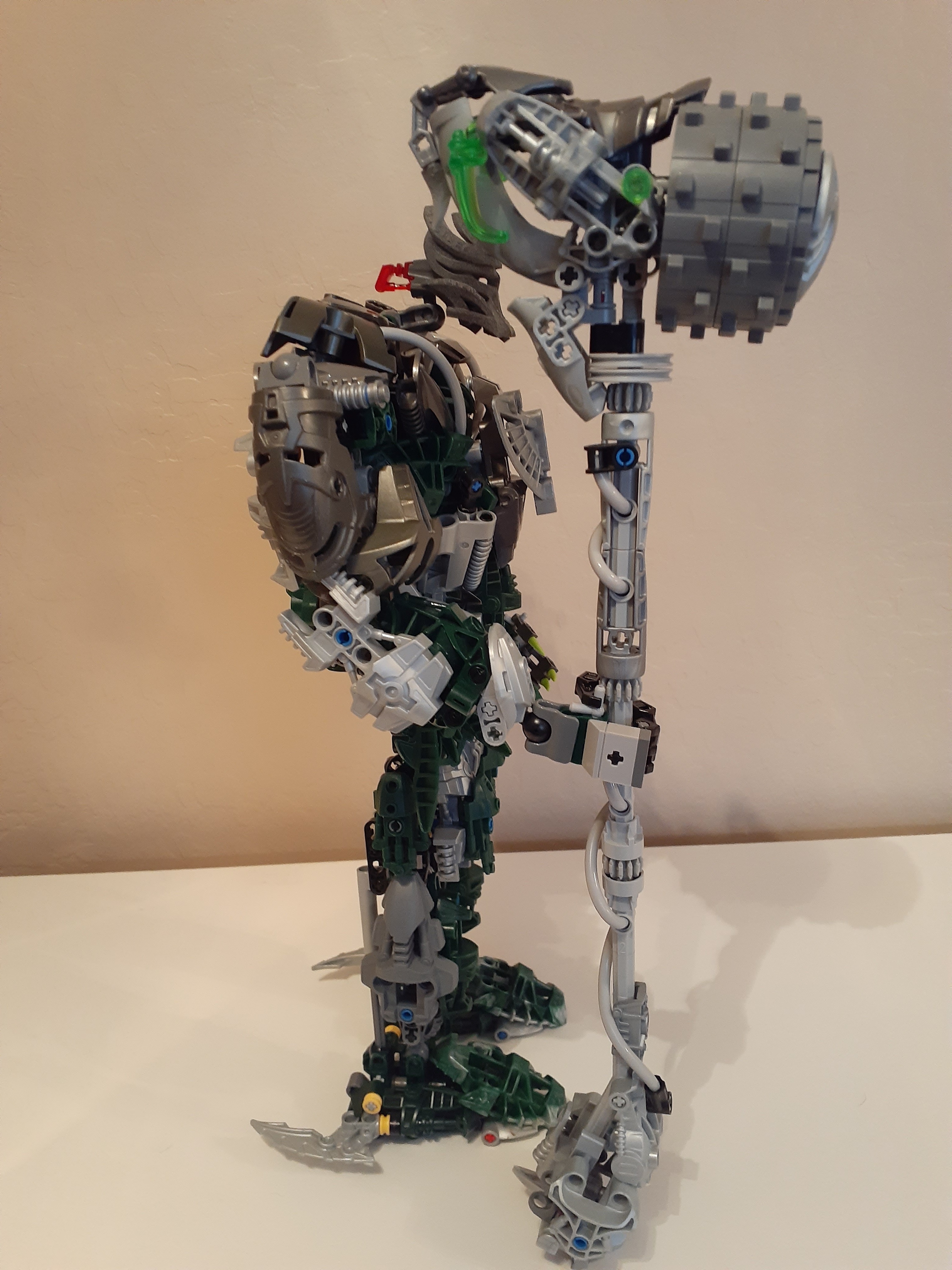 Artakha, The Legendary Forgemaster (Canon Contest #2: Meet the Maker ...