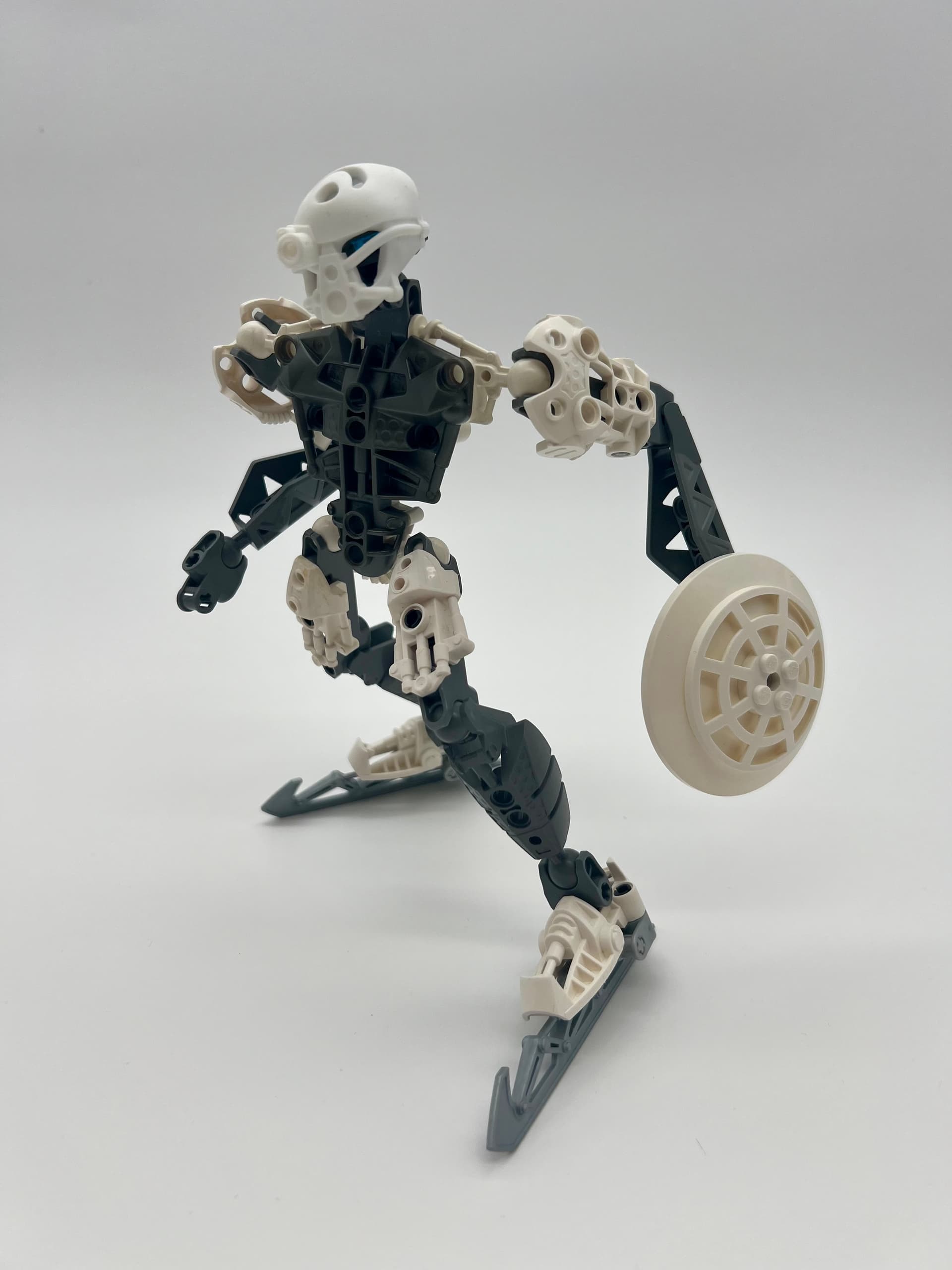 Toa Nuva, adaptive armor default form - Lego Creations - The TTV ...