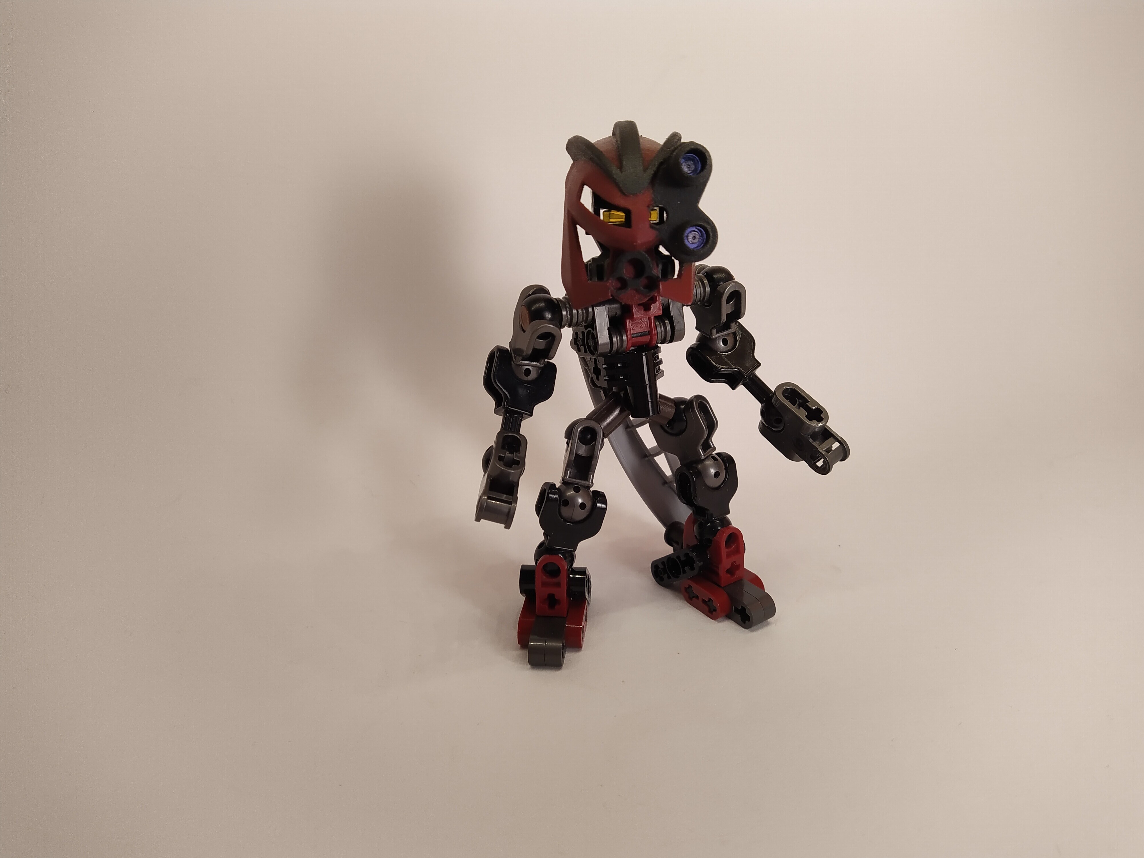 New Selfmoc with custom Kanohi - Lego Creations - The TTV Message Boards