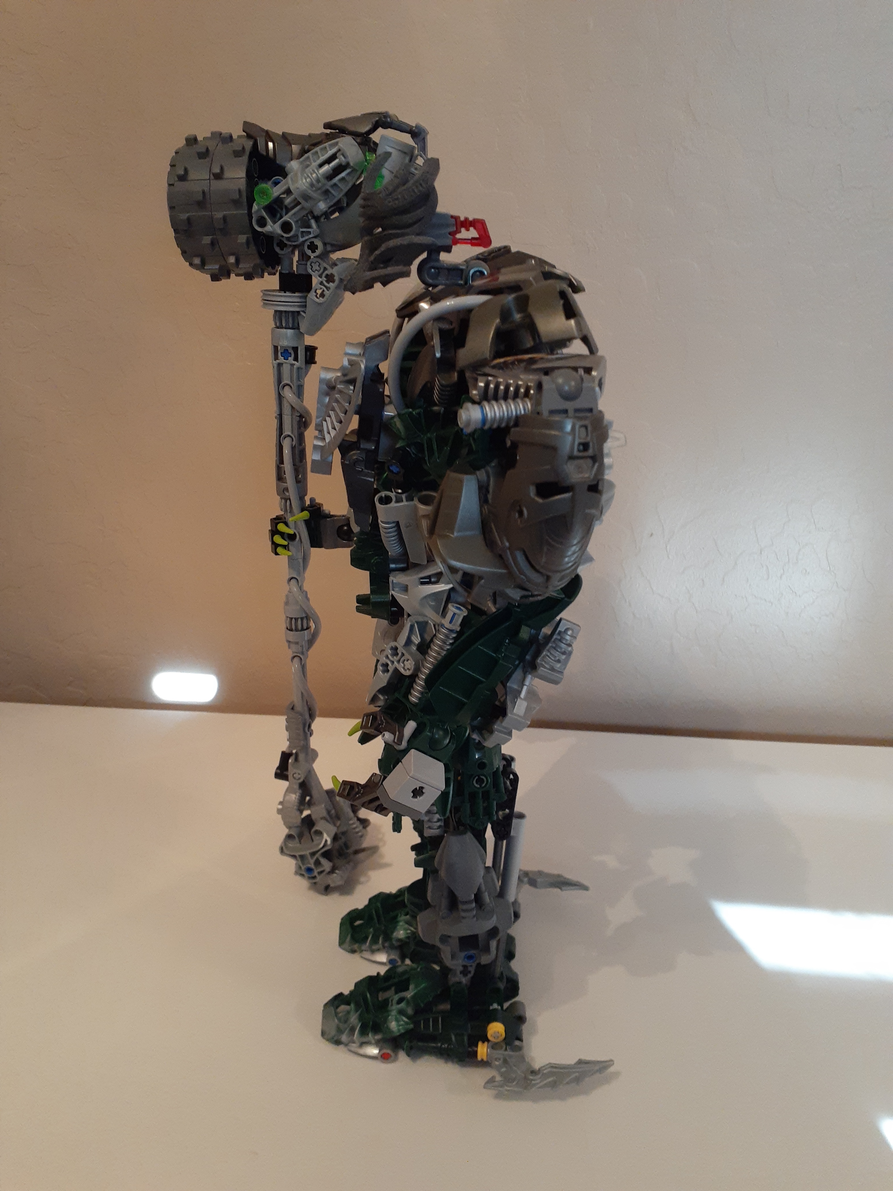 Artakha, The Legendary Forgemaster (Canon Contest #2: Meet the Maker ...