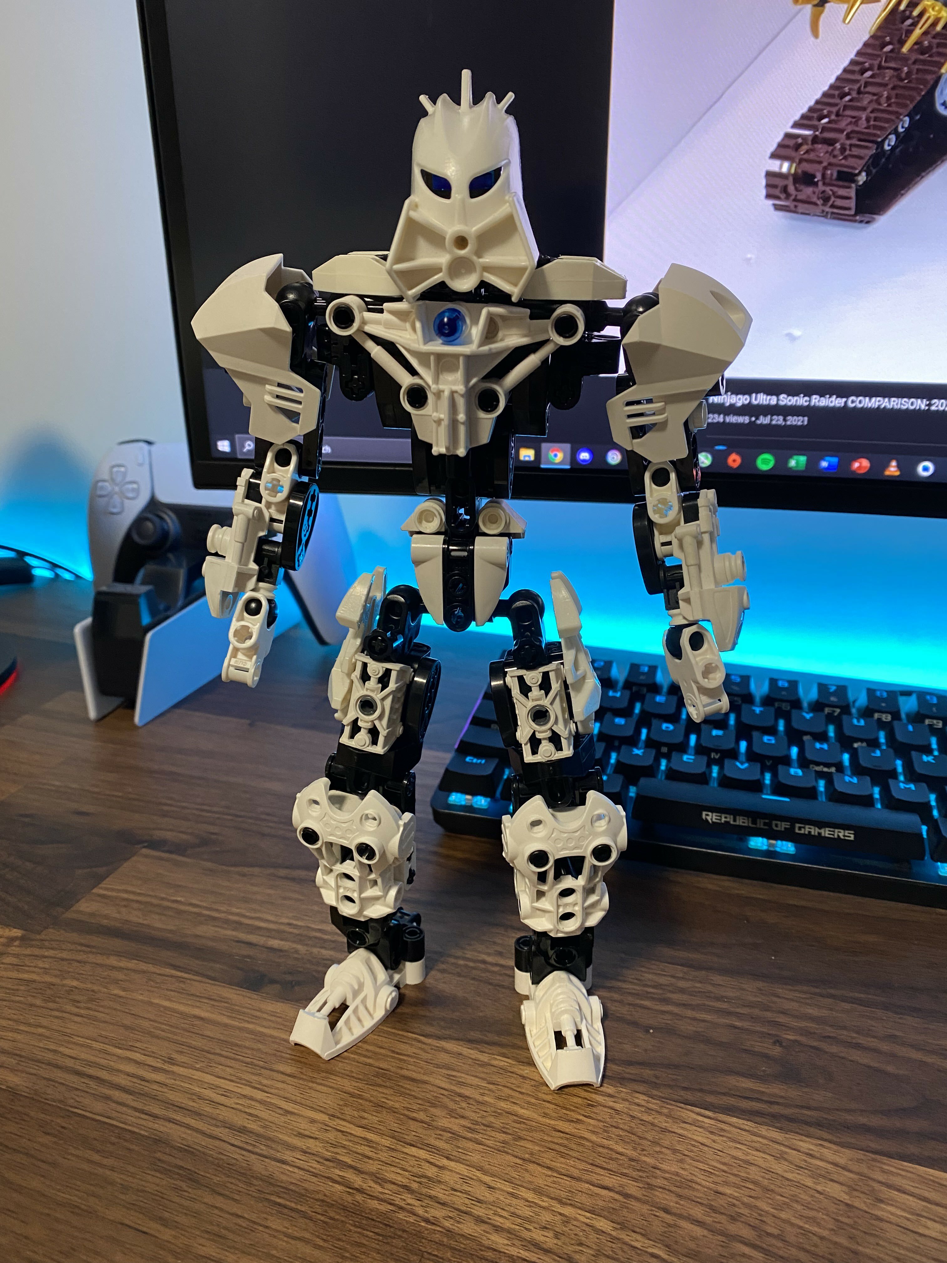 Sorkho, Toa of Ice - Lego Creations - The TTV Message Boards
