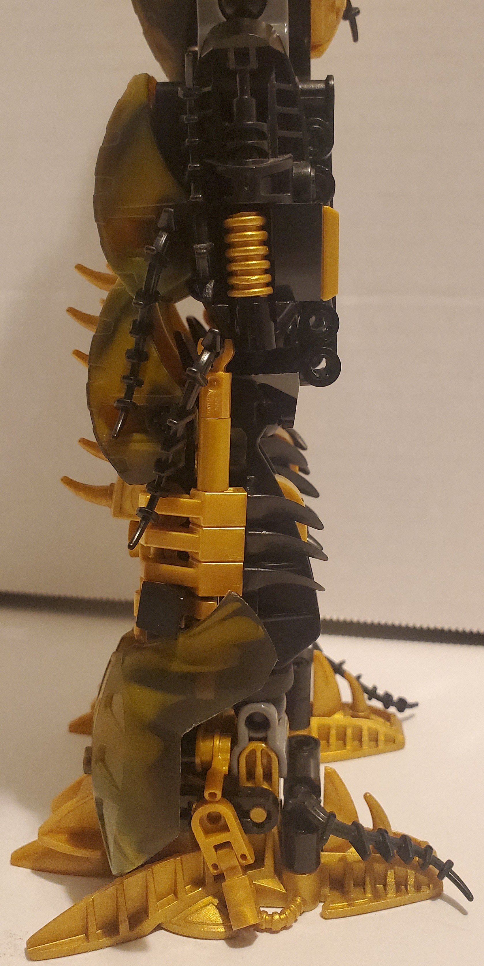 My version of pit brutaka chest gap filled in+. - Lego Creations - The ...