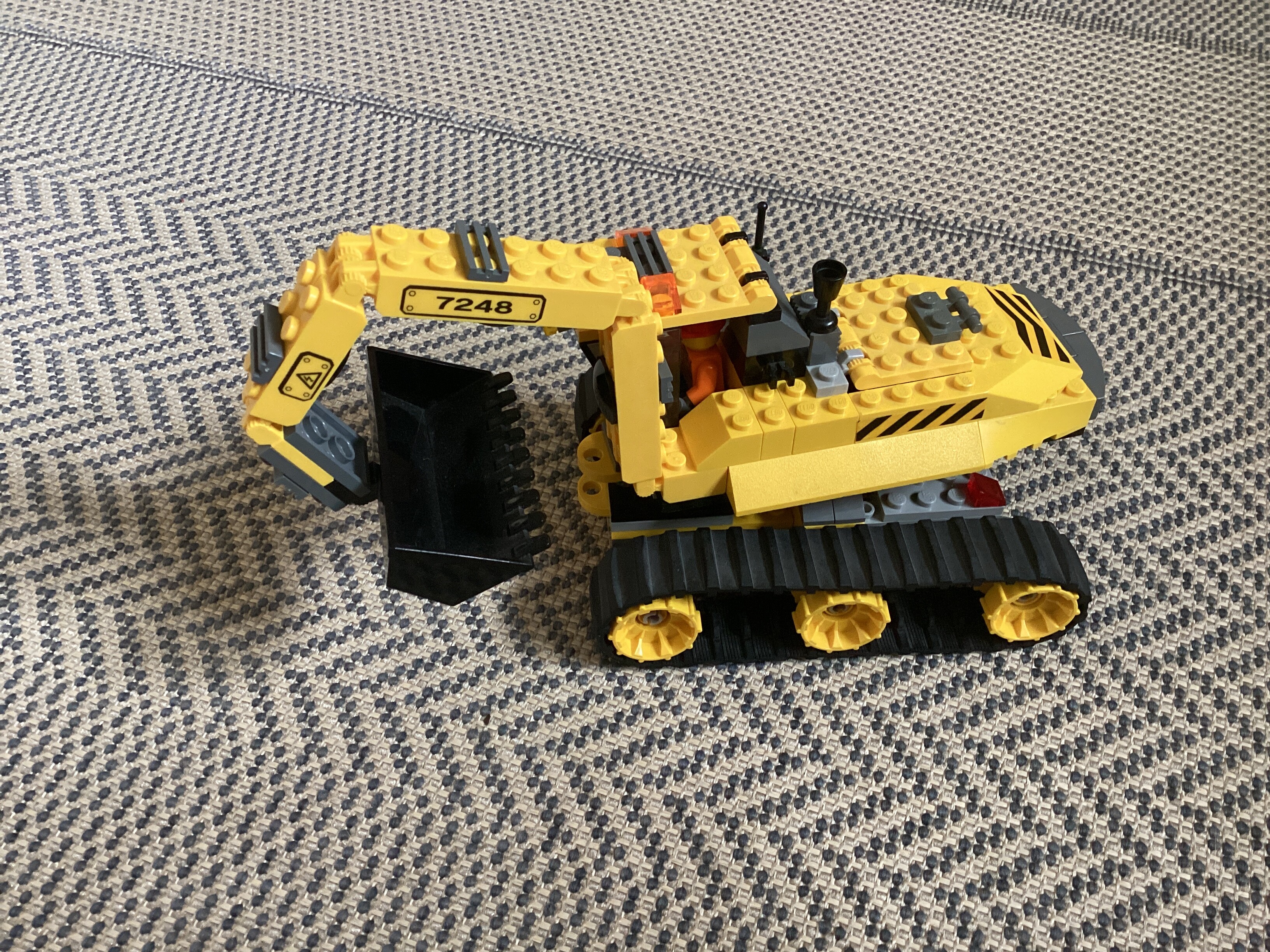Weird and nonsensical design choices in official sets - LEGO - The TTV ...